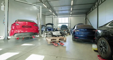 Automobile Electric Service Stock Videos – Royalty-Free HD & 4K Videos