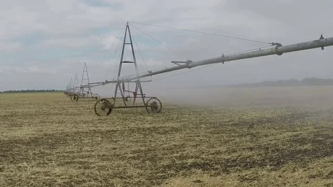 Automated agricultural center pivot irri... | Stock Video | Pond5