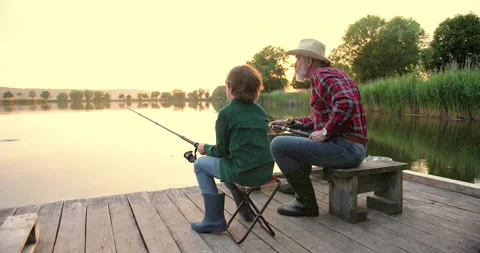 Back Teenag Stock Videos – Royalty-Free HD & 4K Videos | Pond5