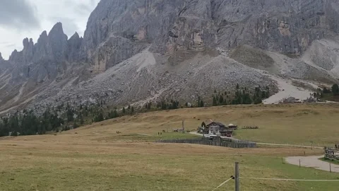 Cval 2025] Stock Videos – Royalty-Free HD & 4K Videos | Pond5