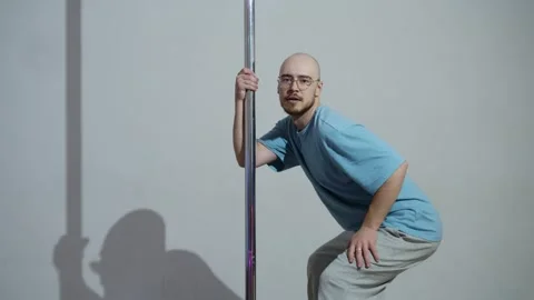 Twerk Sur Hommes Stock Videos – Royalty-Free HD & 4K Videos | Pond5