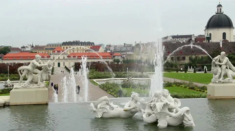 Click Tourist Stock Videos – Royalty-Free HD & 4K Videos