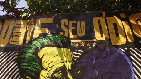 Artwor Kissing Stock Videos – Royalty-Free HD & 4K Videos