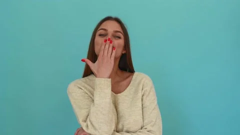 Smooching Stock Videos – Royalty-Free HD & 4K Videos