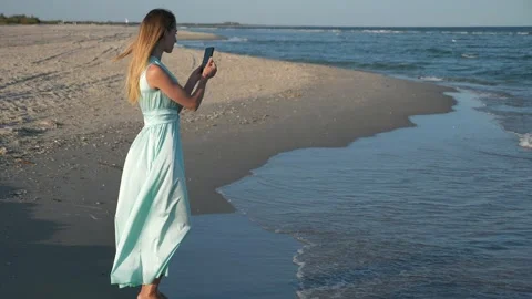 Empty Pictures Stock Videos – Royalty-Free HD & 4K Videos