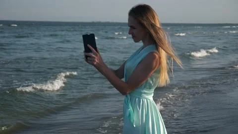 Empty Pictures Stock Videos – Royalty-Free HD & 4K Videos