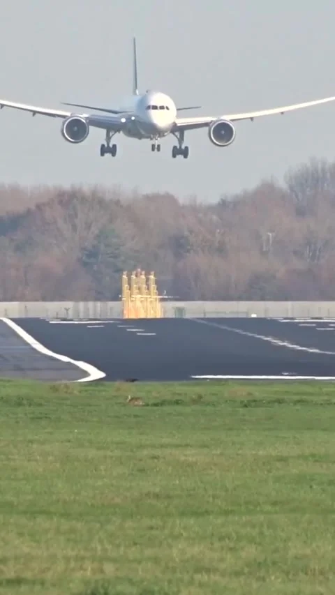 Touchdown Aircraft Stock Video Footage | Royalty Free Touchdown ...