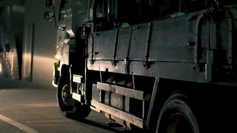 Big Backing Stock Videos – Royalty-Free HD & 4K Videos | Pond5