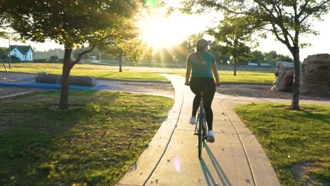 R Thompson Stock Videos – Royalty-Free HD & 4K Videos