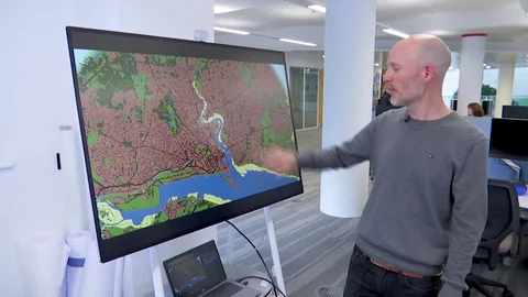 Block by block: Britain mapped out in Mi... | Stock Video | Pond5