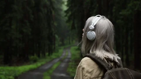 Blode Stock Videos – Royalty-Free HD & 4K Videos | Pond5