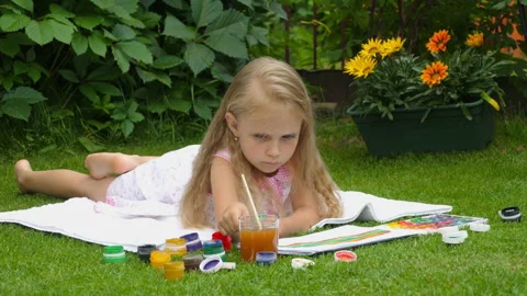 4 Girls Fingerpaint Stock Videos – Royalty-Free HD & 4K Videos