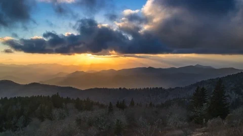 Blue Ridge Mountains time lapse of sunri... | Stock Video | Pond5