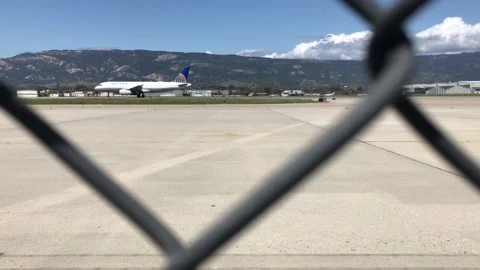 Boeing 700 Series Plane Takes Off Non De... | Stock Video | Pond5