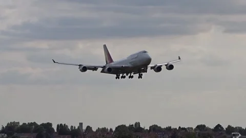 Touchdown Aircraft Stock Video Footage | Royalty Free Touchdown ...