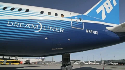 Boeing 787 Stock Video Footage | Royalty Free Boeing 787 Videos | Pond5