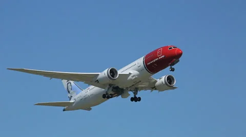 Boeing 787 Stock Video Footage | Royalty Free Boeing 787 Videos | Pond5