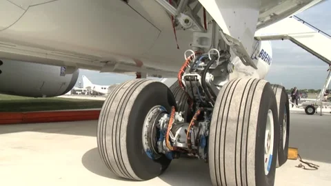 Boeing 787 Wheel Bay and Undercarriage | Stock Video | Pond5