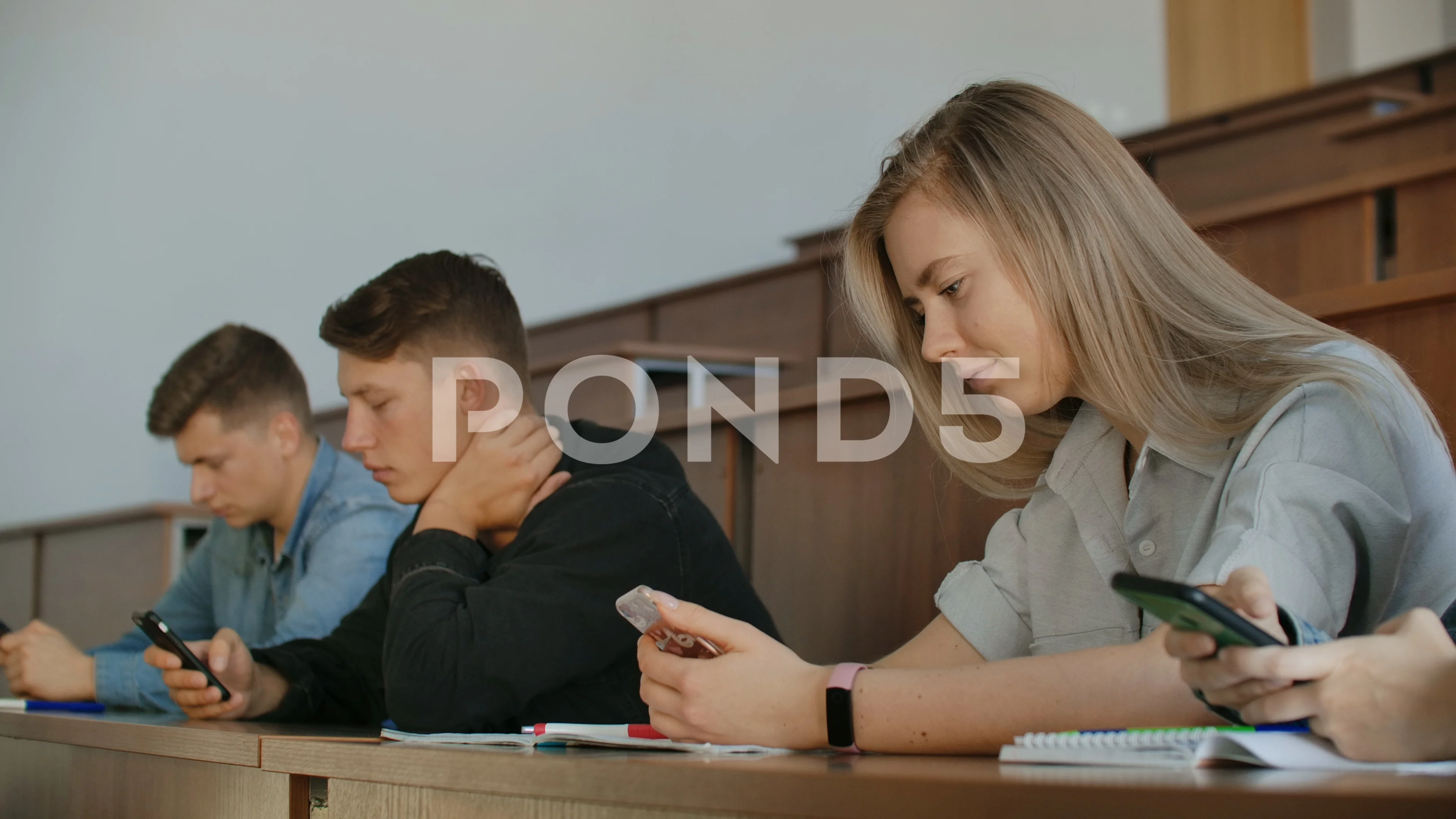 Boring Lecture Class 8822