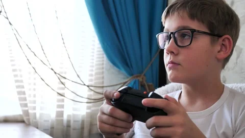 Play Game Sounfs Stock Videos – Royalty-Free HD & 4K Videos | Pond5