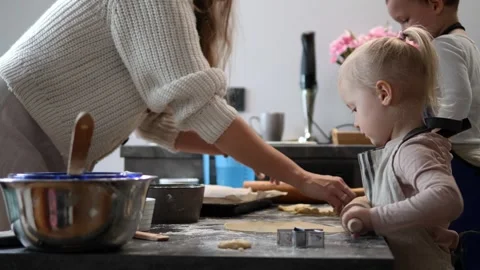 Boys Pin Girls Stock Videos – Royalty-Free HD & 4K Videos | Pond5