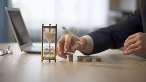 Kissing Coins Stock Videos – Royalty-Free HD & 4K Videos | Pond5