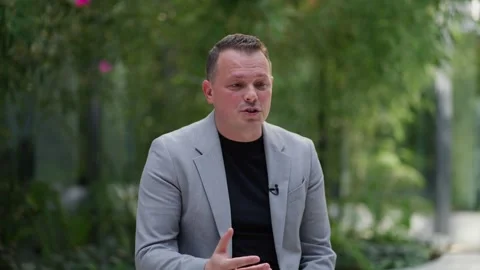 Live At Body Stock Videos – Royalty-Free HD & 4K Videos