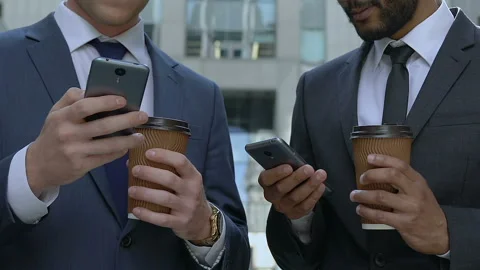 Photo Share Com Stock Videos – Royalty-Free HD & 4K Videos | Pond5