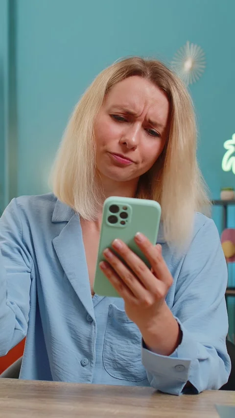 News Desk Game Stock Videos – Royalty-Free HD & 4K Videos | Pond5