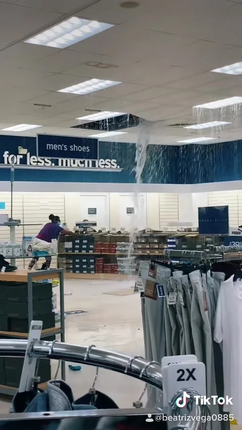 Bust Pipe Stock Videos – Royalty-Free HD & 4K Videos | Pond5