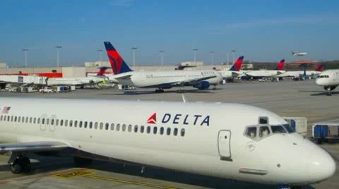 Busy Busy Airport Stock Videos – Royalty-Free HD & 4K Videos