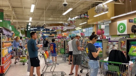 Busy grocery store on a week day during ... | Stock Video | Pond5