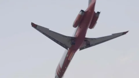 A Cal Fire McDonnell Douglas MD-87 tanke... | Stock Video | Pond5