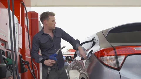 A Caucasian man, people, customer fillin... | Stock Video | Pond5