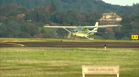Cessna 172 Skyhawk Aircraft Take Off | Stock Video | Pond5