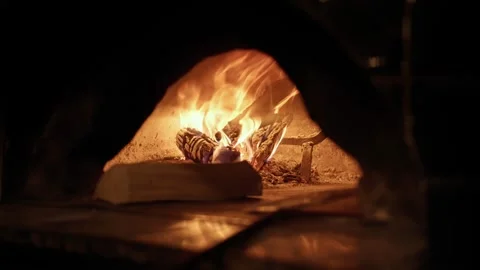 Inside Diner Pizza Stock Videos – Royalty-Free HD & 4K Videos