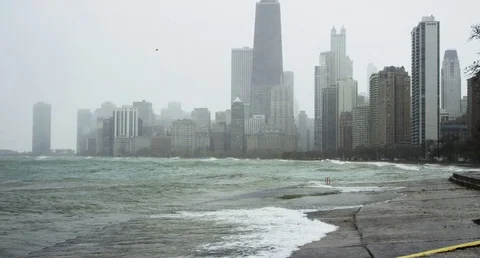 Chicago - Leaves Blowing in the Wind dur... | Stock Video | Pond5