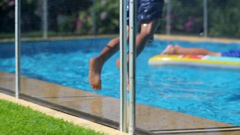 Cartoon Swimming Pool Stock Videos – Royalty-Free HD & 4K Videos | Page 3