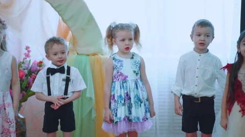 Holiday_Sing Stock Videos – Royalty-Free HD & 4K Videos