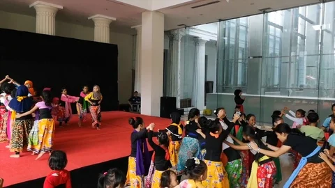 Indonesia Traditional Dancing Stock Videos – Royalty-Free HD & 4K ...