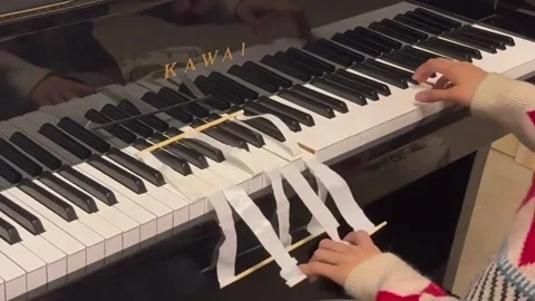 China: Homemade piano-playing tool unvei... | Stock Video | Pond5