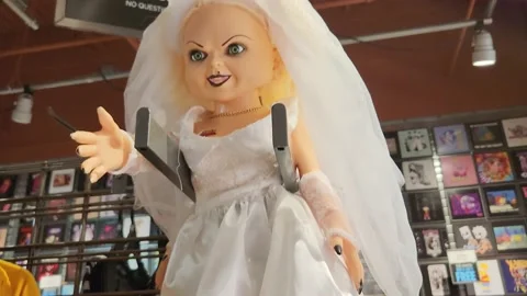 Chucky Bride Doll Hot Topic Retailer | Stock Video | Pond5