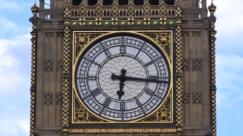 The clock face on the Elizabeth Tower Bi... | Stock Video | Pond5
