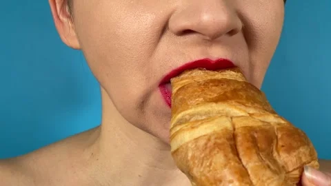 biting lips when eating