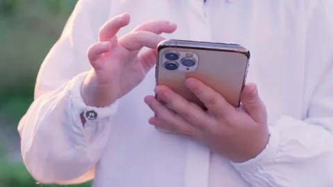 Scroller Girls Small Stock Videos – Royalty-Free HD & 4K Videos | Pond5