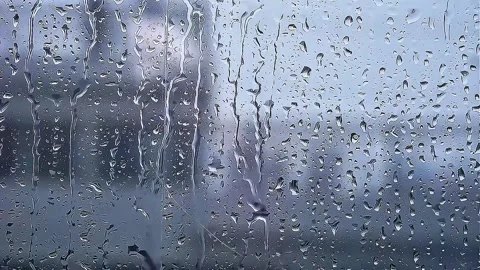 Glass Streaming Stock Videos – Royalty-Free HD & 4K Videos | Pond5