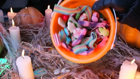 Scary Monster Kids、 Stock Videos – Royalty-Free HD & 4K Videos | Pond5