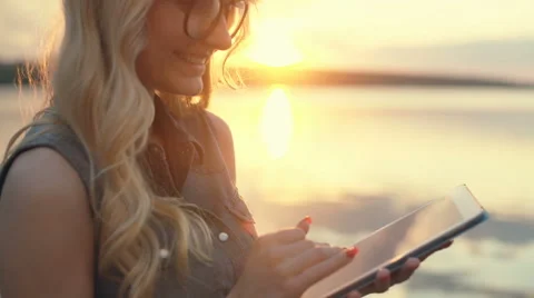 Ocean Computer Backgrounds Stock Videos – Royalty-Free HD & 4K Videos