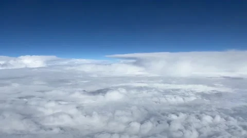 Cloud,sunny,stratosphere,troposphere,blu... | Stock Video | Pond5