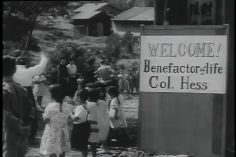 Colonel Dean Hess and his family visits ... | Stock Video | Pond5